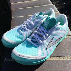 Brooks | Shoes | Brooks Pure Connect Running Shoes Mint Green | Poshmark